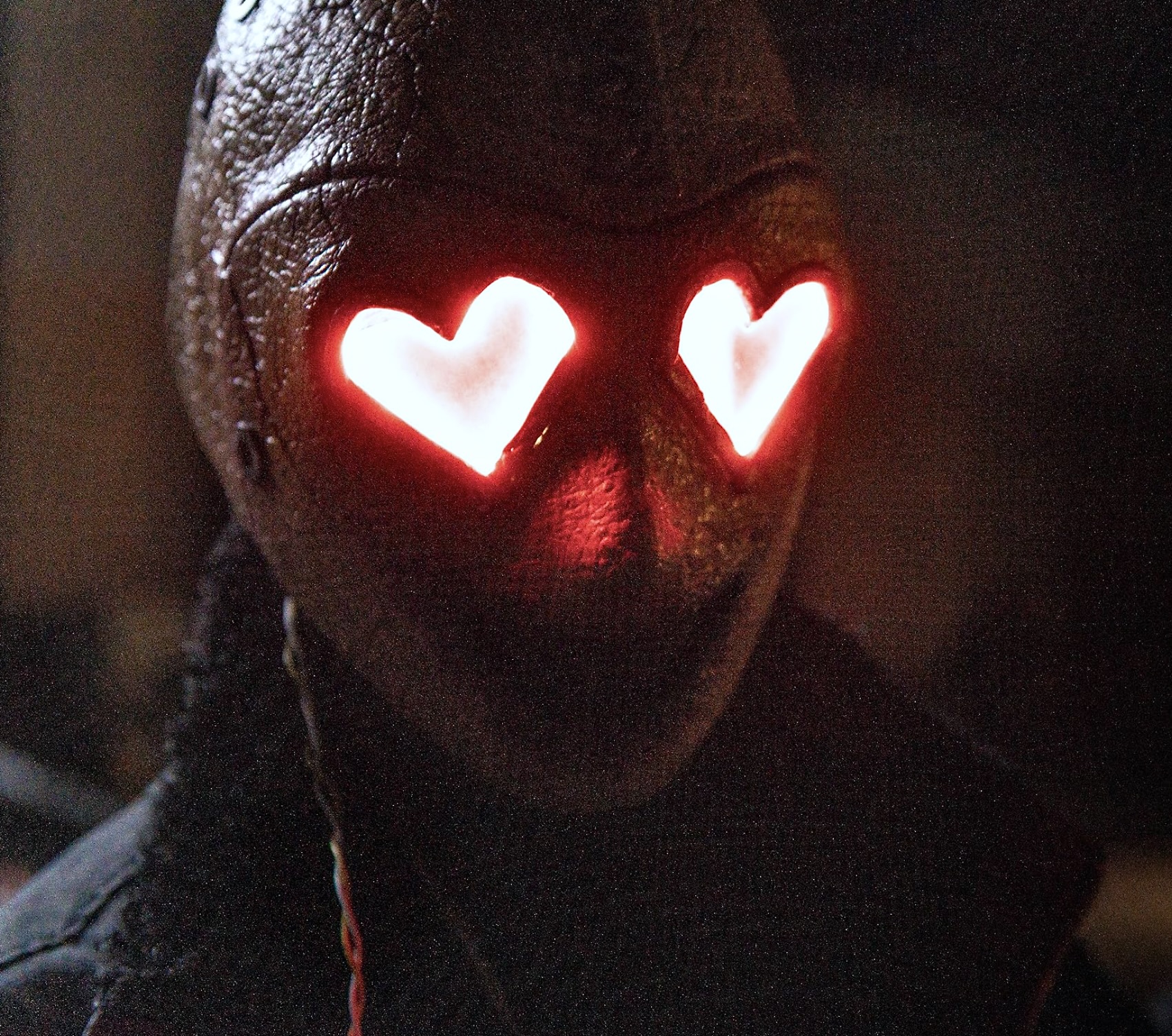 A Few Thoughts On The “HEART EYES KILLER” Mask From HEART EYES (2025 ...